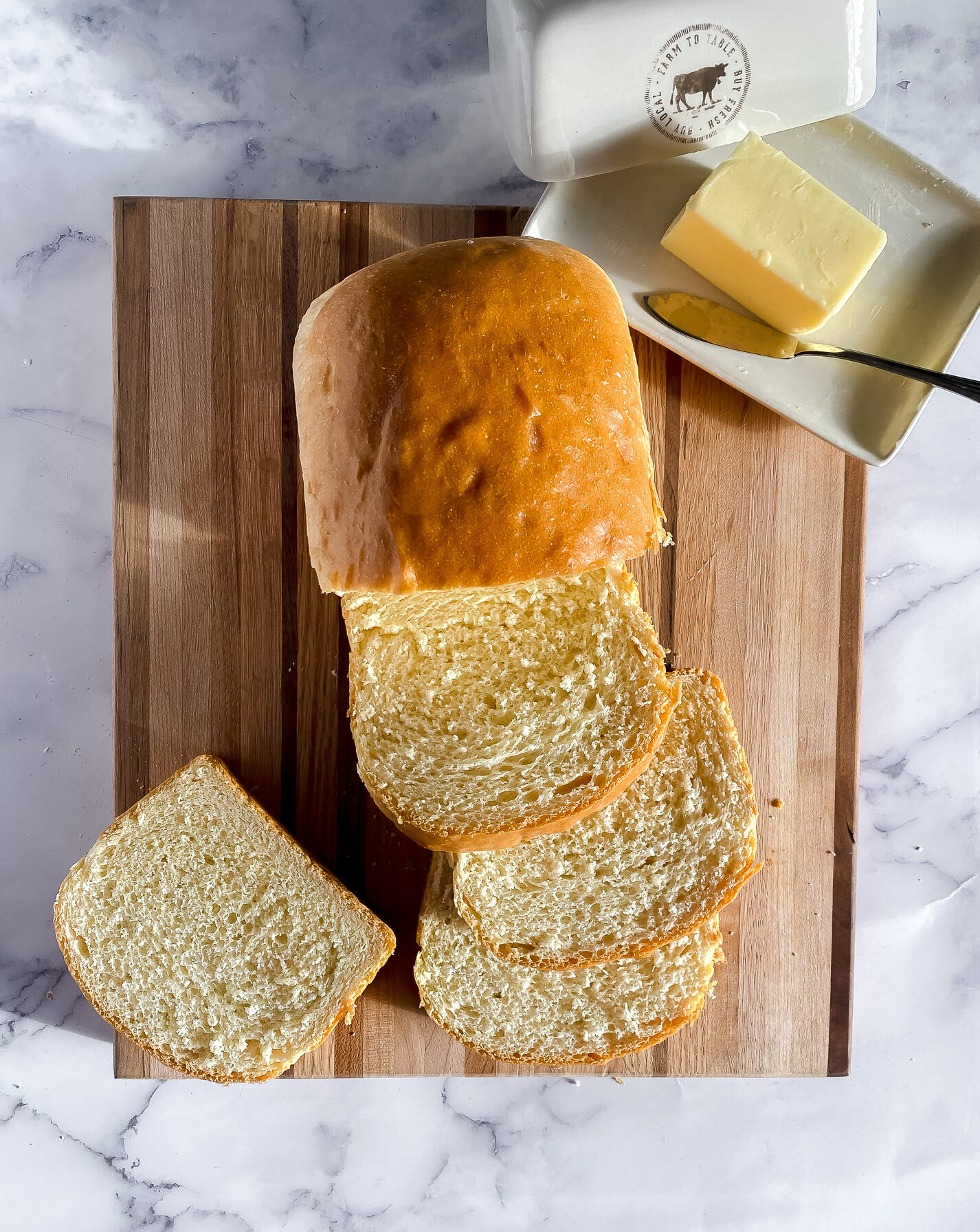 Soft and Fluffy Sandwich Bread - The Farmstyle