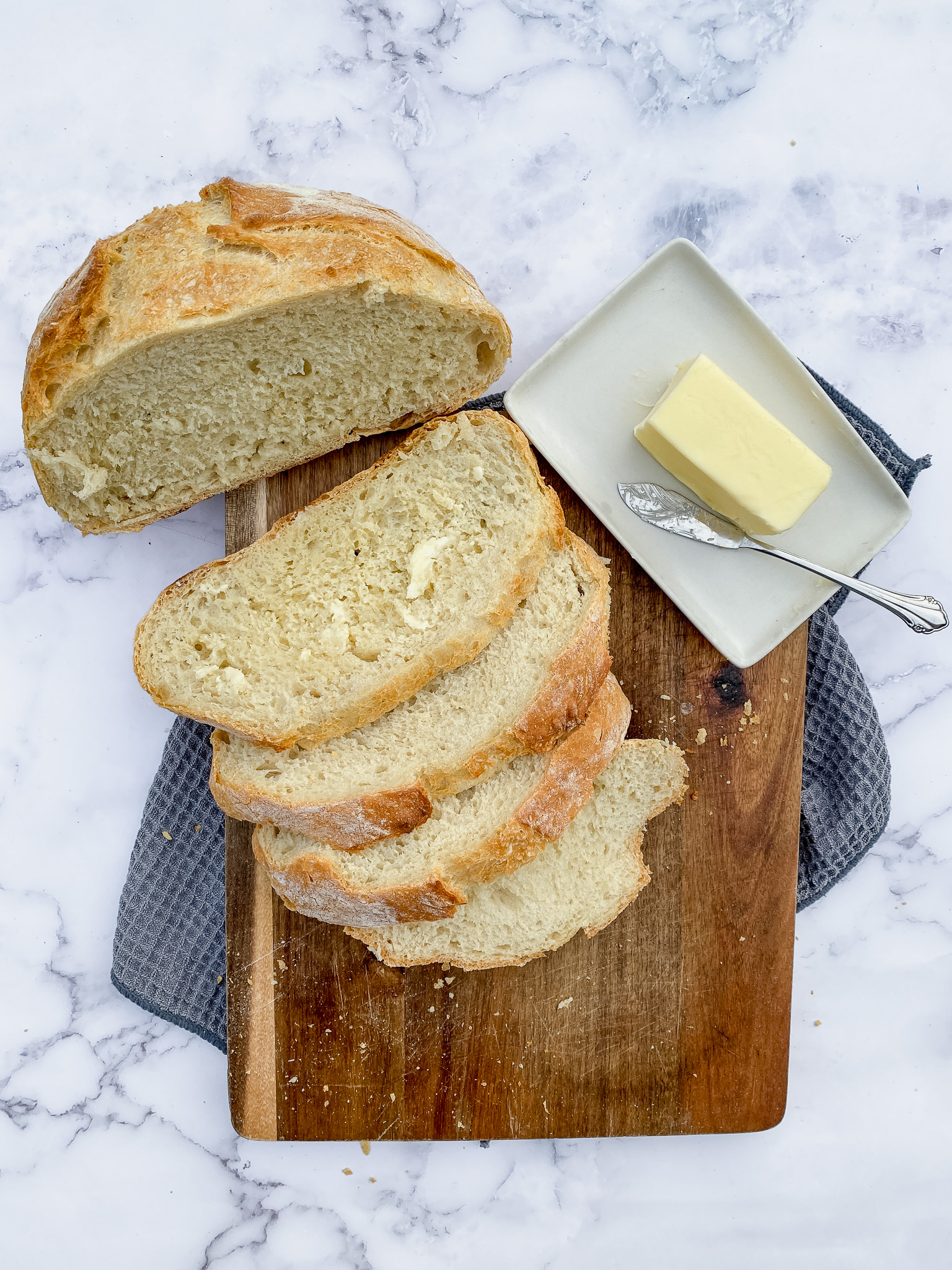 No Knead Artisan Bread | Only 4 Ingredients - The Farmstyle