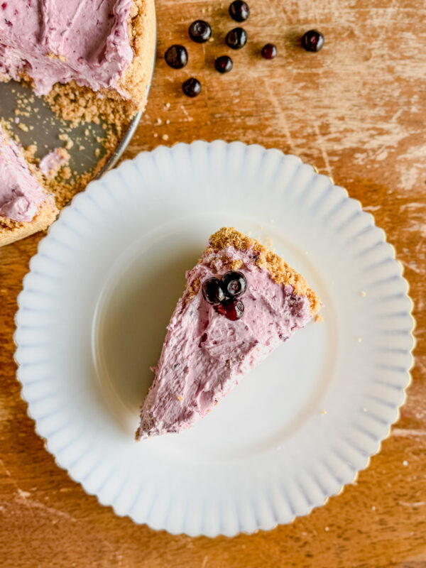 Huckleberry No Bake Cheesecake - The Farmstyle
