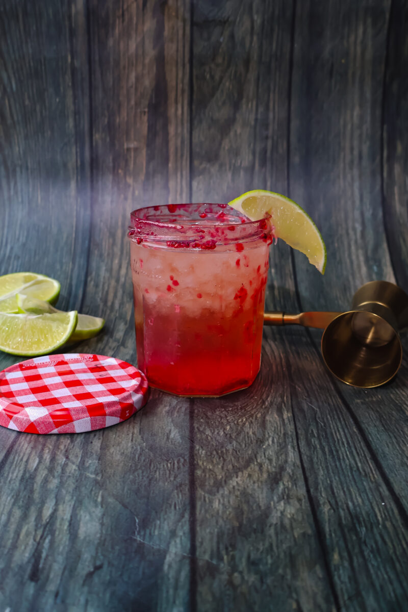 Jam Jar Whiskey Cocktail (Easy Zero Waste Recipe) - The Farmstyle